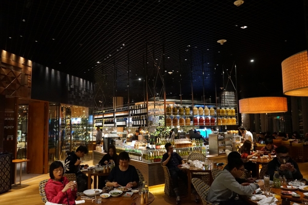 提前半年預訂！澳門君悅酒店 Mezza 9 超人氣自助餐 | 澳門生活誌 | CyberCTM